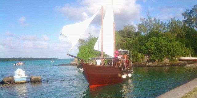 Exclusive Pirate Boat Cruise To Ile Aux Cerfs - Mauritius Attractions