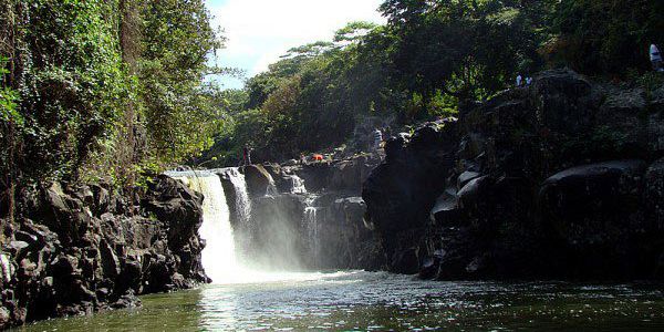 Exclusive Pirate Boat Cruise To Ile Aux Cerfs - Mauritius Attractions