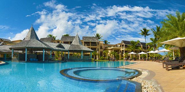 Day Package with Lunch - Jalsa Beach Hotel & Spa - Mauritius Attractions