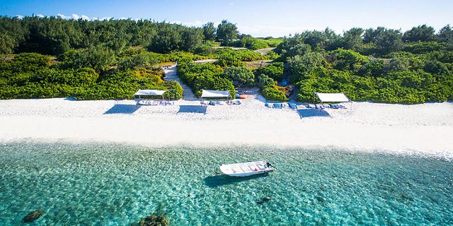 Luxury Flat Island Catamaran Cruise/ Speedboat + Gourmet Lunch ...