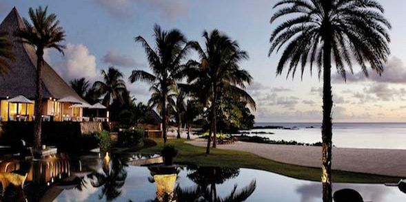 Romantic Candlelight Beach Dinner - Mauritius Attractions